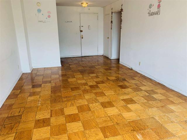 10 Huron Ave, Unit 4R, Jersey City, NJ 07306 | MLS #260006 | Compass
