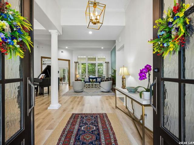 10 Inwood Knoll