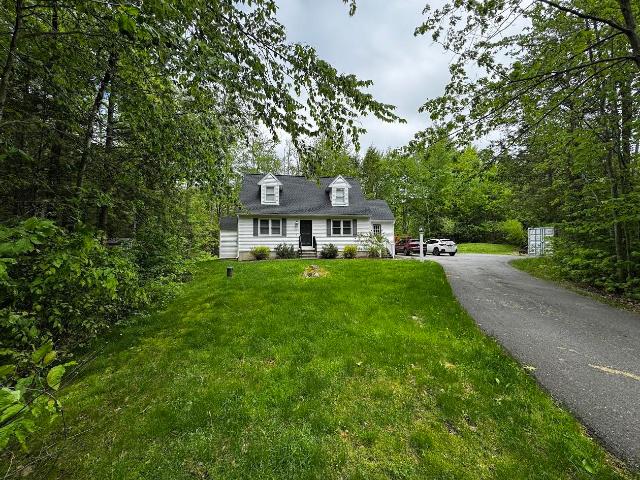 10 Irving Drive