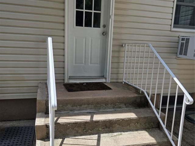 10 Irving Drive