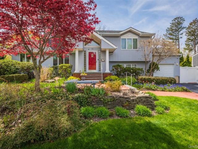 10 Irvinlee Pl, East Northport, NY 11731 | MLS #988772 | Compass