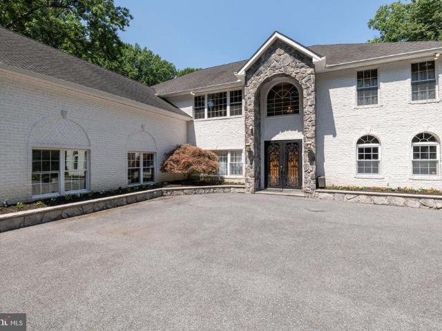 10 Ivy Bridge Court