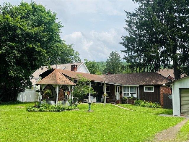 10 Jefferson Ave, Oneonta, NY 13820