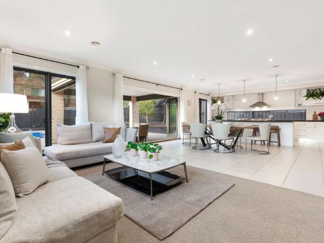 10 Jellicoe Street