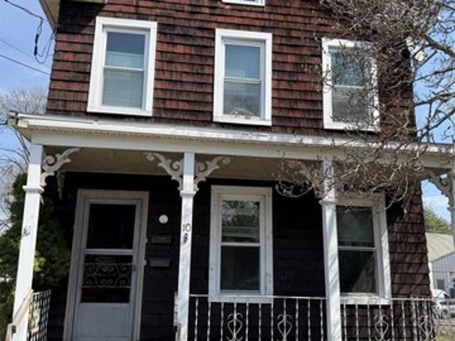 10 Jones St, Port Jervis, NY 12771