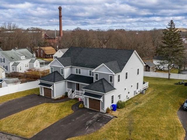 10 Johnny Mac Way Unit B, Taunton, MA 02780