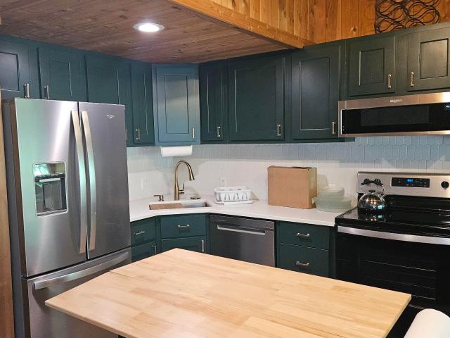 10 Kernwood Drive # 2