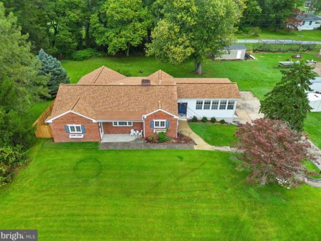 10 King St, Pennsville, NJ 08070