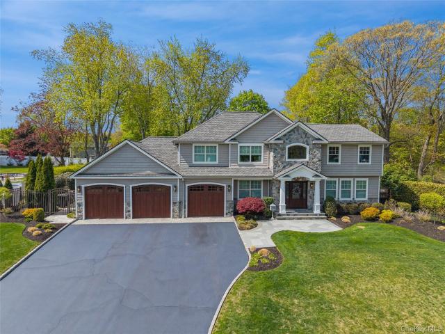 10 Kingfisher Dr, Smithtown, NY 11787 | MLS #992177 | Compass