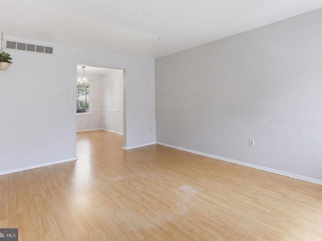 10 Kilmory Court # 24E
