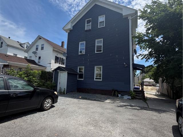 10 La Vaughn Street