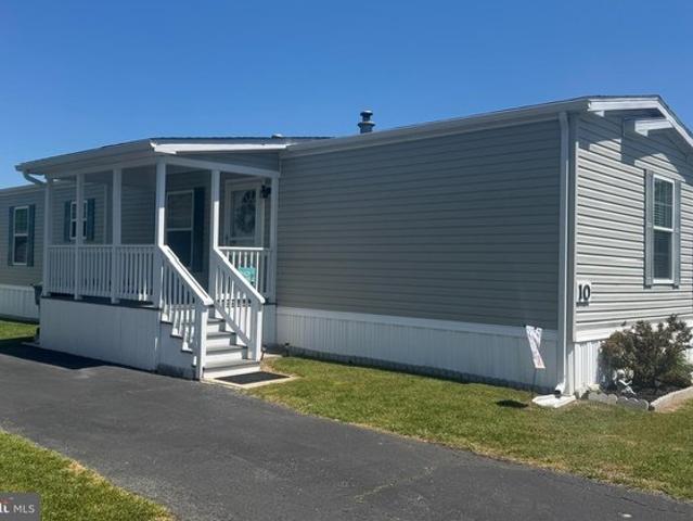 10 Lantern Ln, Rehoboth Beach, DE 19971