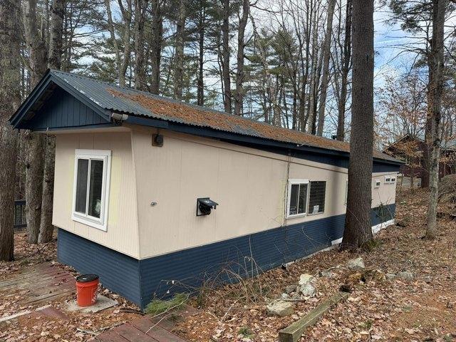 10 Lancer Ln, Alton, NH 03809