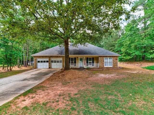 10 Lark Rd, Covington, GA 30016