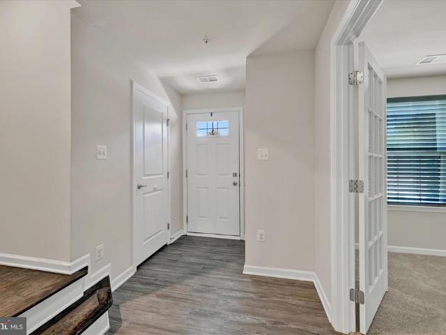 10 Laurel Gate Court