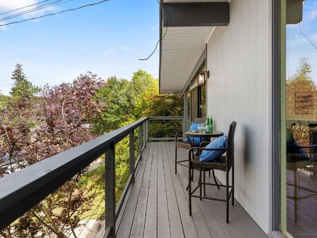 10 Laurel Hill Court