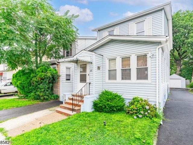 10 Lentz Pl, Irvington, NJ 07111