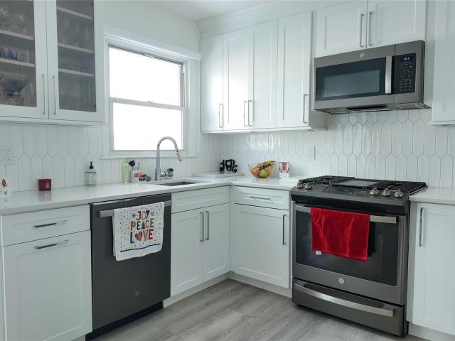 10 Lenox Court #807