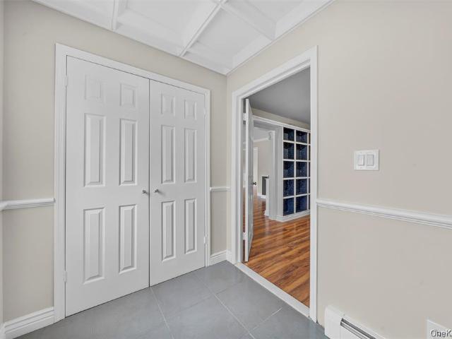 10 Leone Court