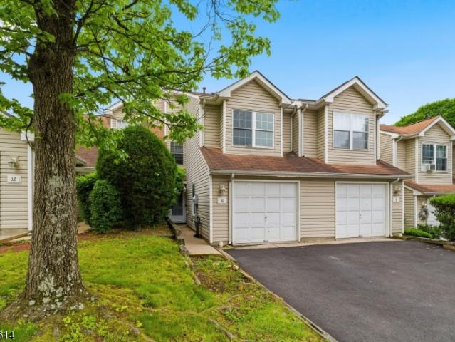 10 Leahy Ct
