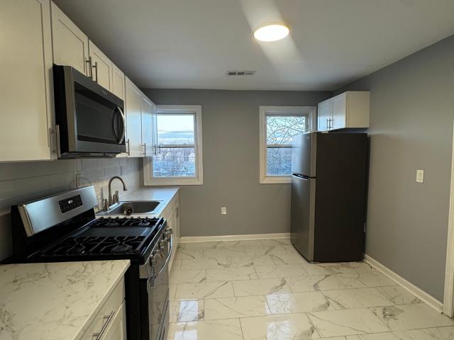 10 Lester St, Unit 3, West Haven, CT 06516 | MLS #24148 | Compass