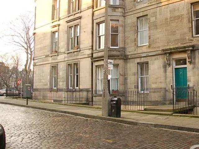 10 Leslie Place, City of Edinburgh, EH4 1NF, United Kingdom | 2 bed apartment for rent #167618220 | Rentberry