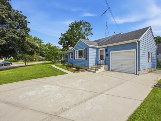 10 Lincoln Avenue