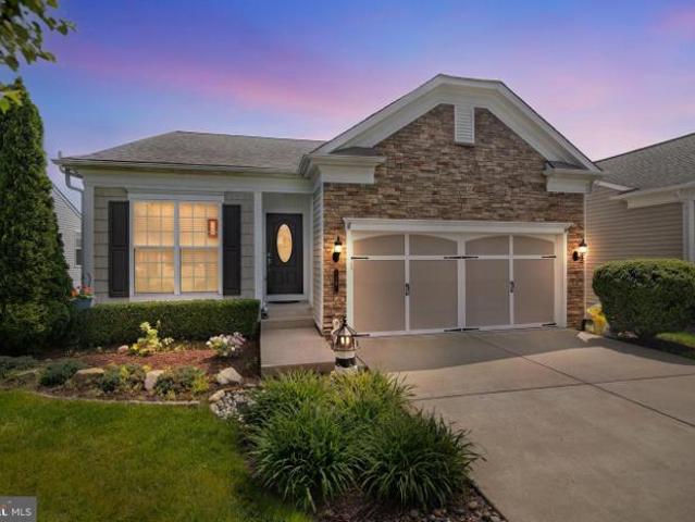 10 Ludington Ln, Fredericksburg, VA 22406