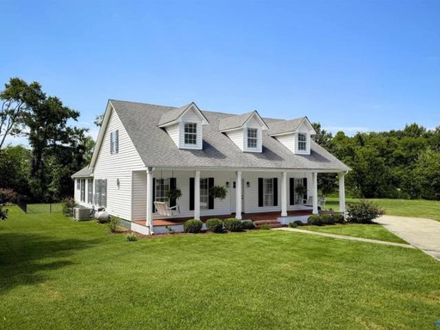 10 McCulloch St, Moulton, AL 35650