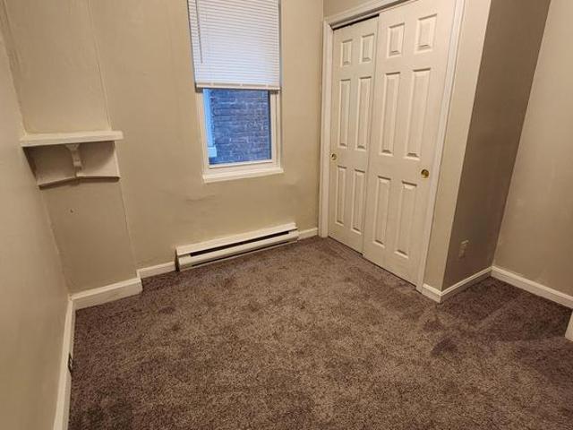 10 Main Street N # 3