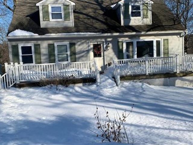 10 Maplewood Rd, Highland Mills, NY 10930