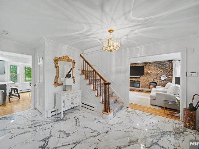 10 Marcotte Lane