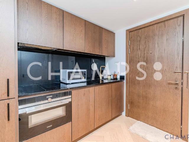 10 Marsh Wall E14, Studio to rent, £2,799 pcm | PrimeLocation