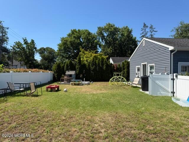 10 Maurice Avenue