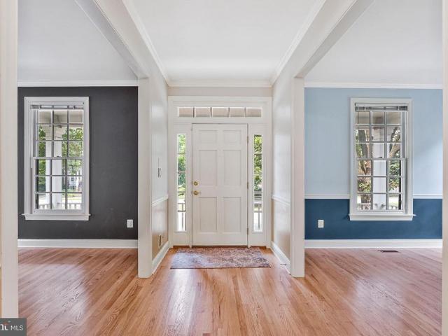 10 Memorial Drive NW