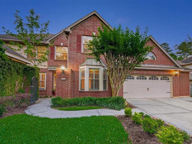 10 Mirror Ridge Dr, The Woodlands, TX 77382
