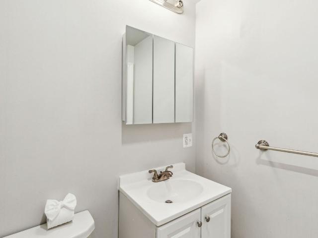 10 Montgomery 2 Bedroom Apartment for Rent at 10 Montgomery Ave, Philadelphia, PA 19004 Bala Cynwyd