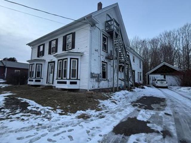 10 Monroe Hwy, Brooks, ME 04921