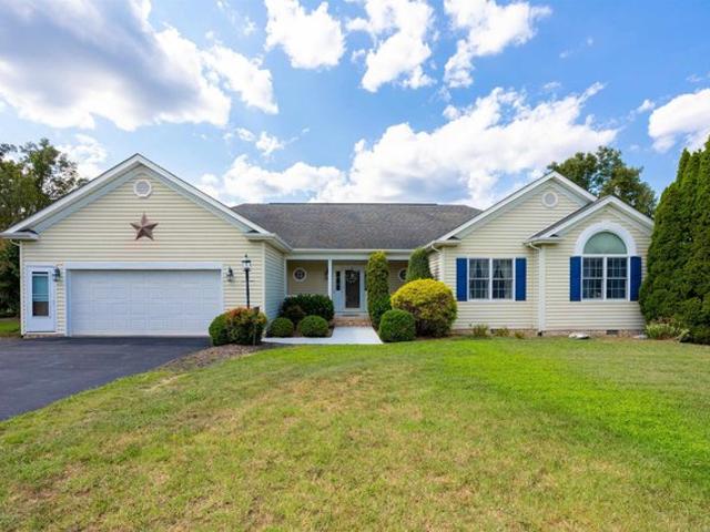 10 Molly Ct, Fishersville, VA 22939