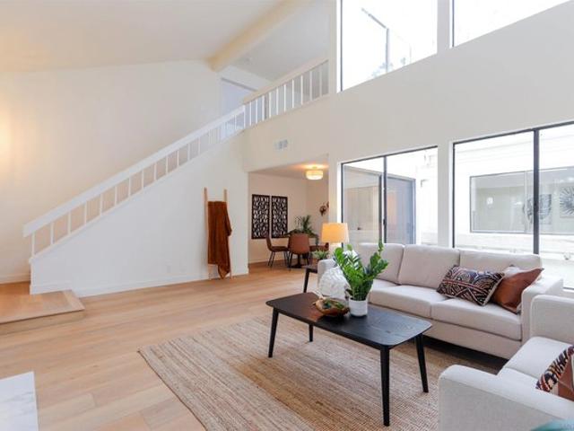10 Morena, Irvine, CA 92612