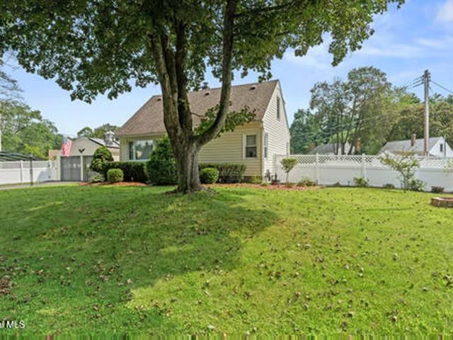 10 Murrlin Drive