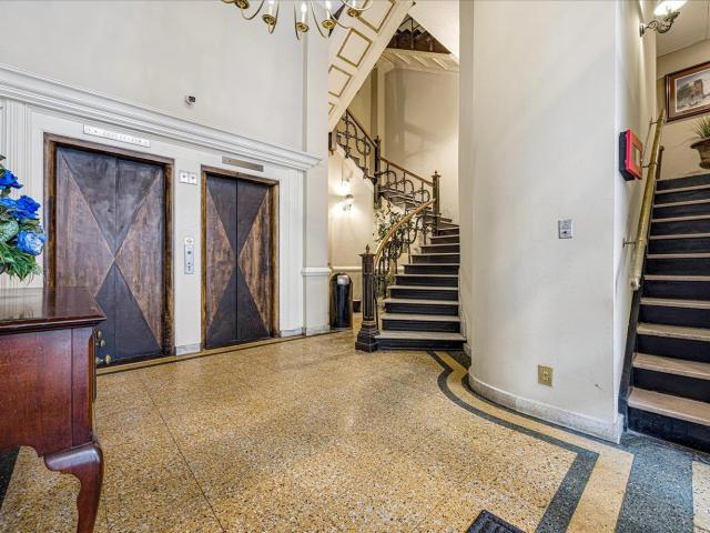 10 N Main St, Unit 10C, Memphis, TN 38103 | MLS #10211 | Compass
