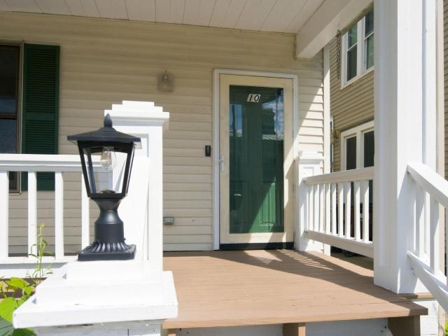 10 N Cherry Street