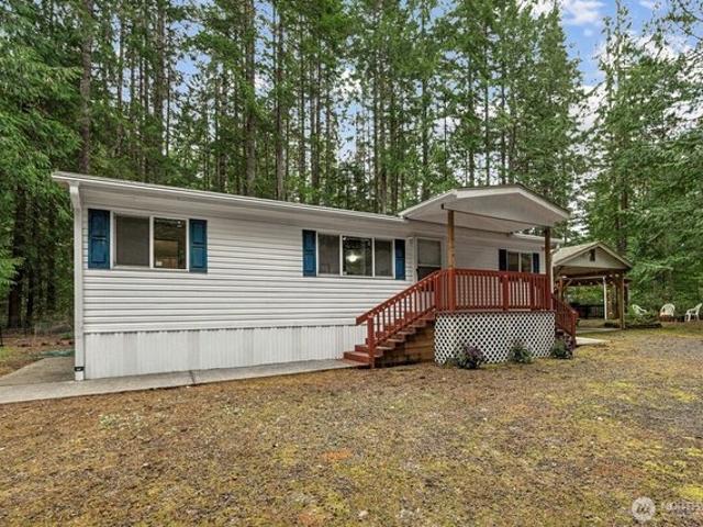10 N Duckabush Dr W, Hoodsport, WA 98548