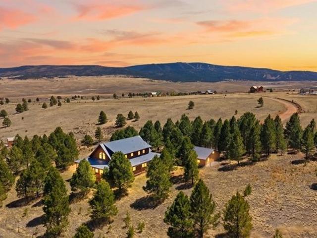 10 N Touch Me Not, Angel Fire, NM 87710