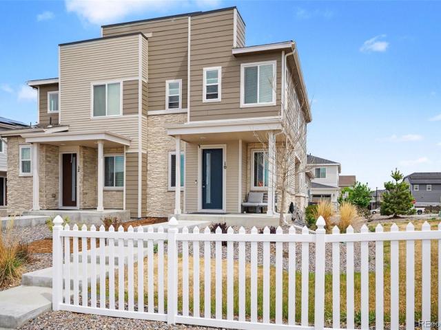 10 N Trussville St, Aurora, CO 80018 | MLS #1629 | Compass