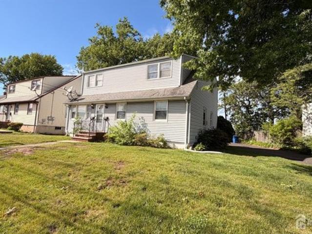 10 N Washington Ave, Colonia, NJ 07067