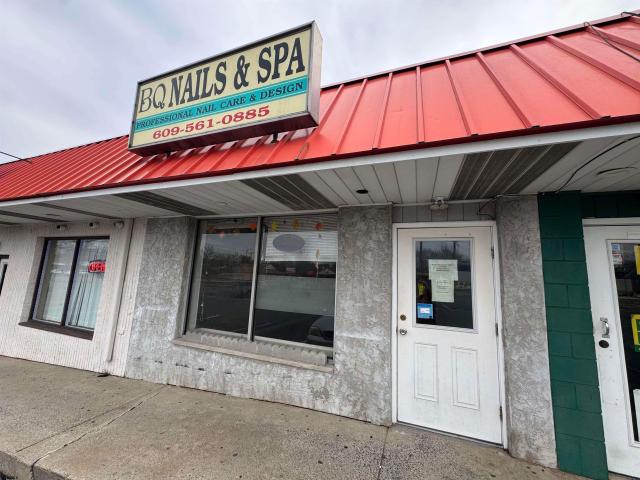 10 N White Horse Pike