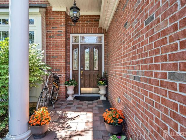 10 Nappa Court