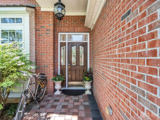 10 Nappa Court